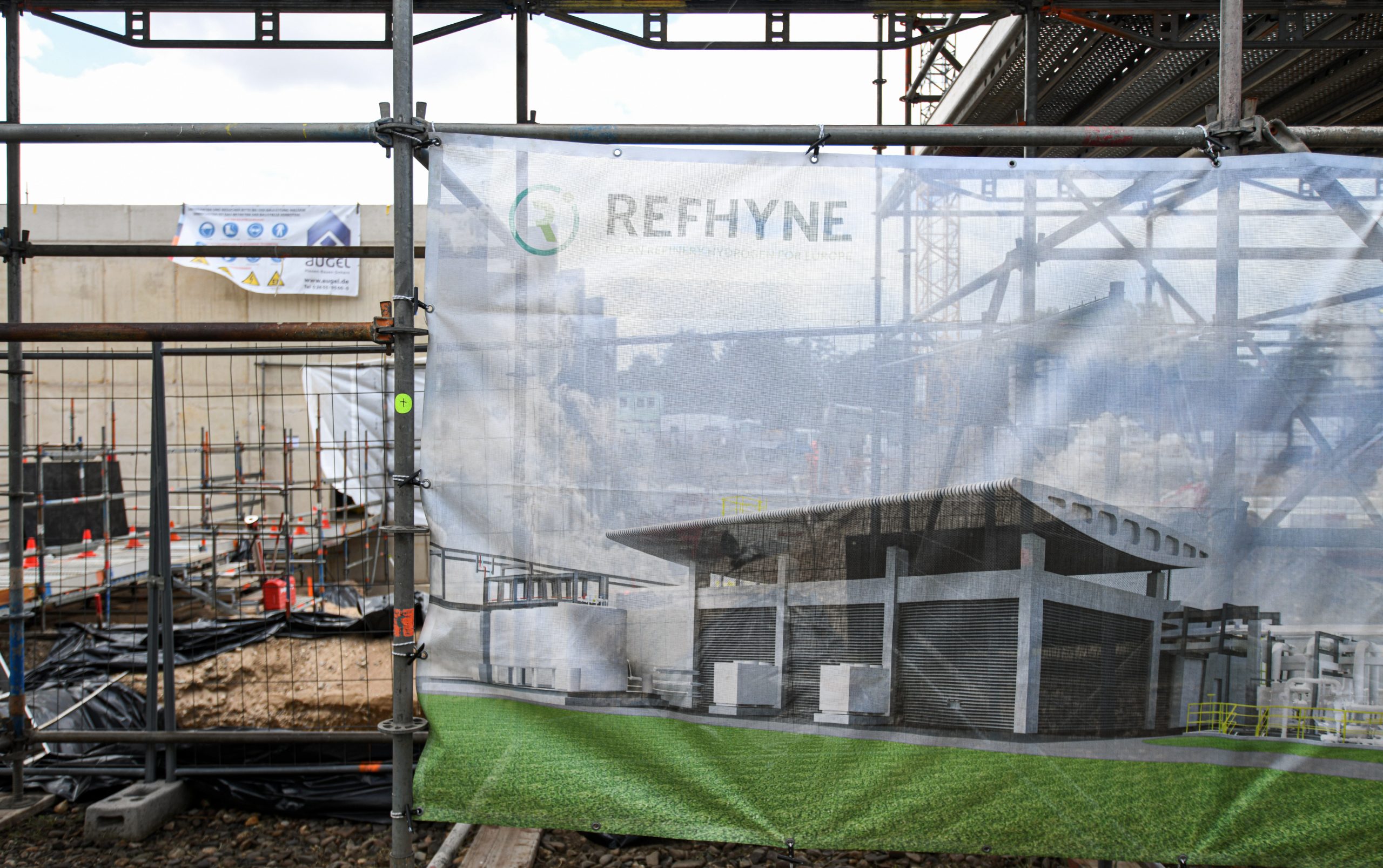 Construction is progressing well at the REFHYNE site – REFHYNE